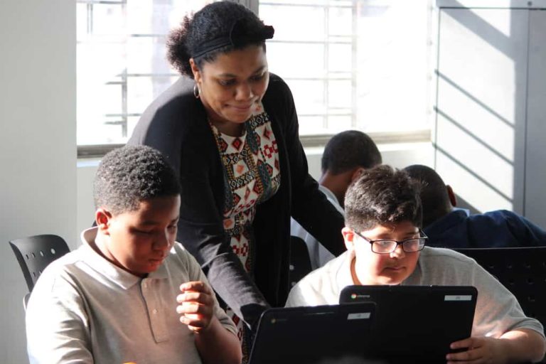 I Am a Teacher: A Pledge of Commitment and Unity
